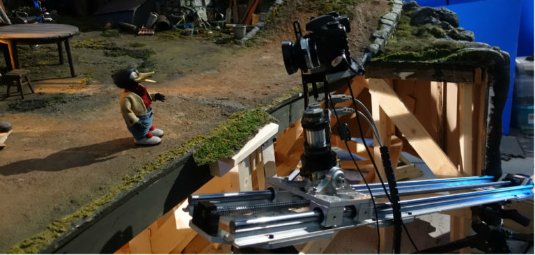 Motion control system for cinematography, real-time, animation, time lapse.